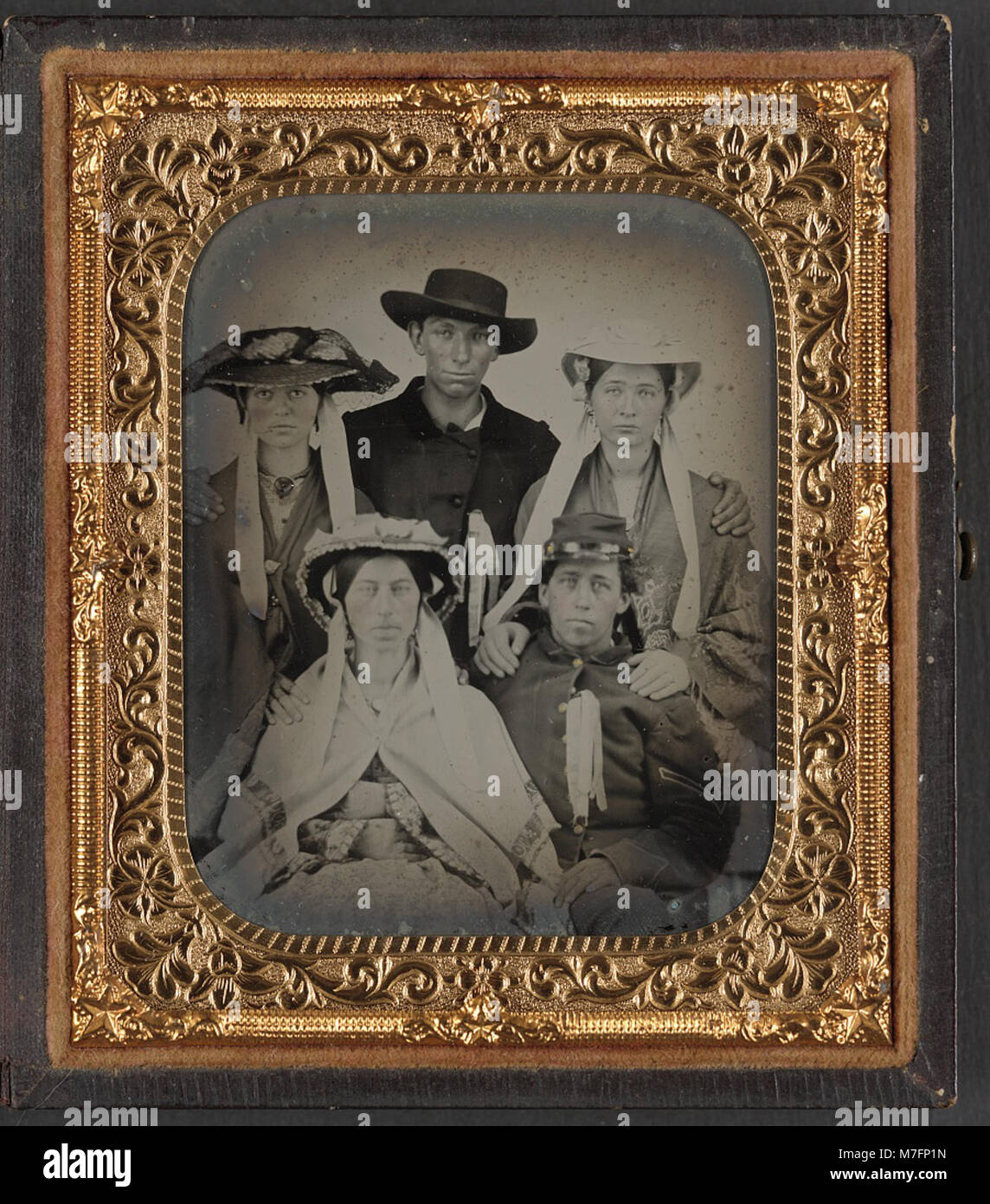 American civil war women soldier hi-res stock photography and images ...