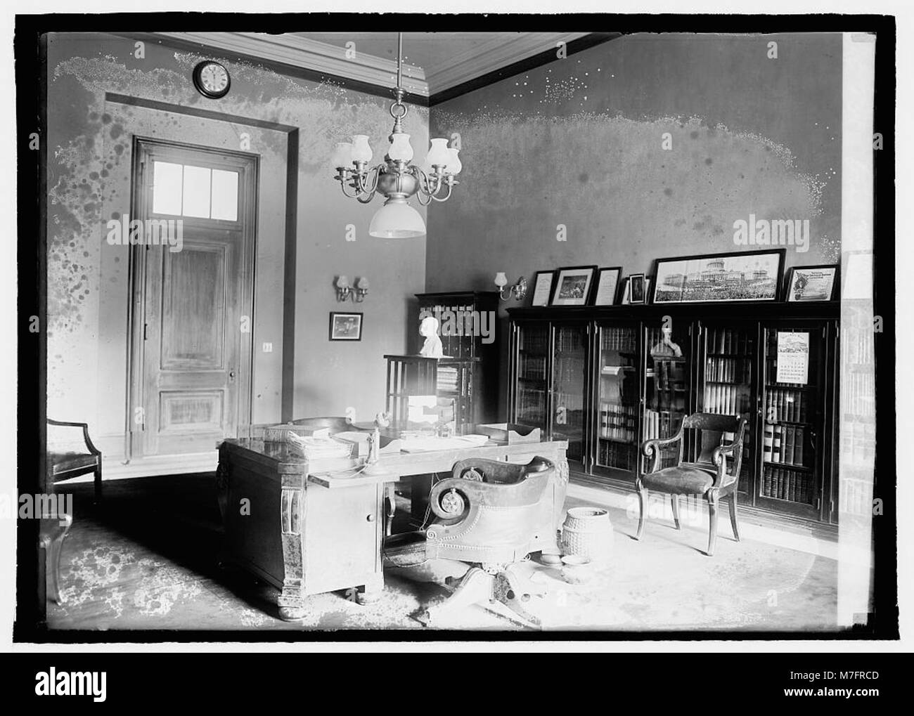 An image of the Vice President's room in the Senate Office building ...