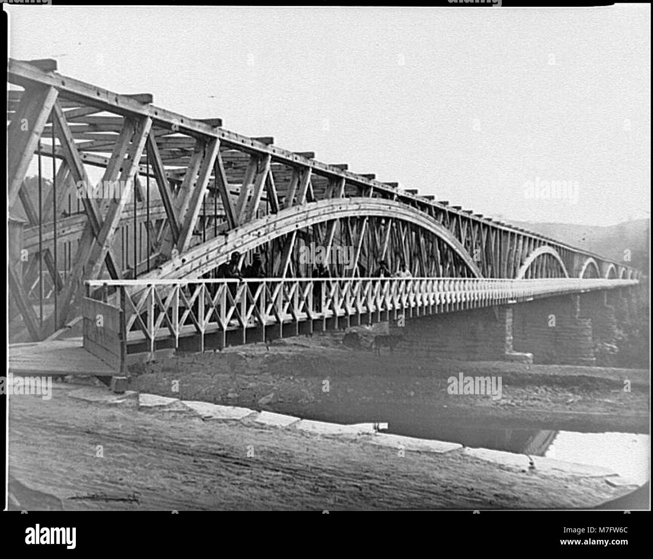 A view of Chain Bridge in Washington, D.C., spanning the Potomac River ...
