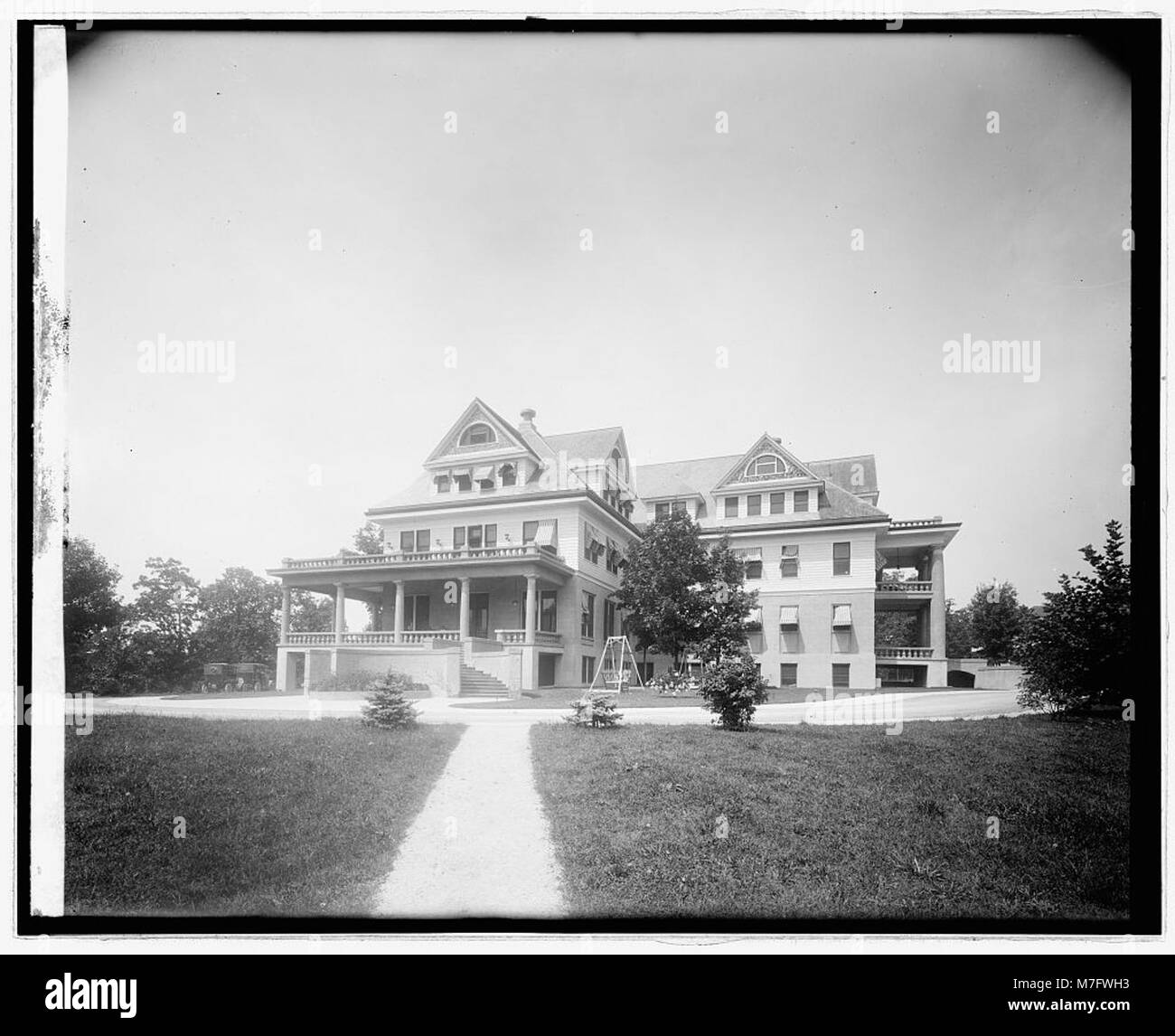 A photograph showing the front view of the Washington Sanitarium in ...