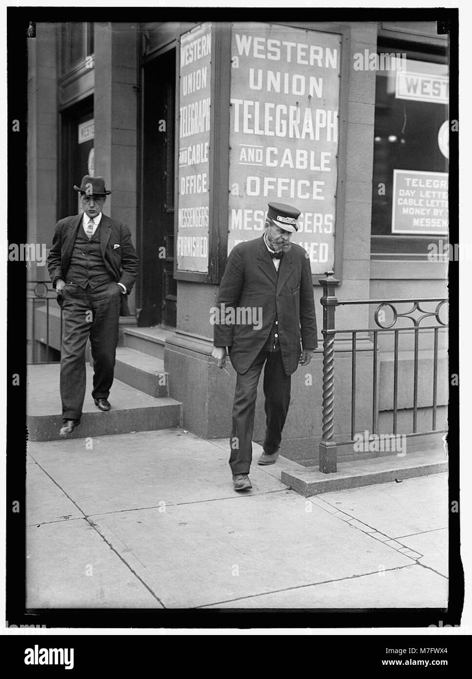 Western union telegraph office hi-res stock photography and images - Alamy