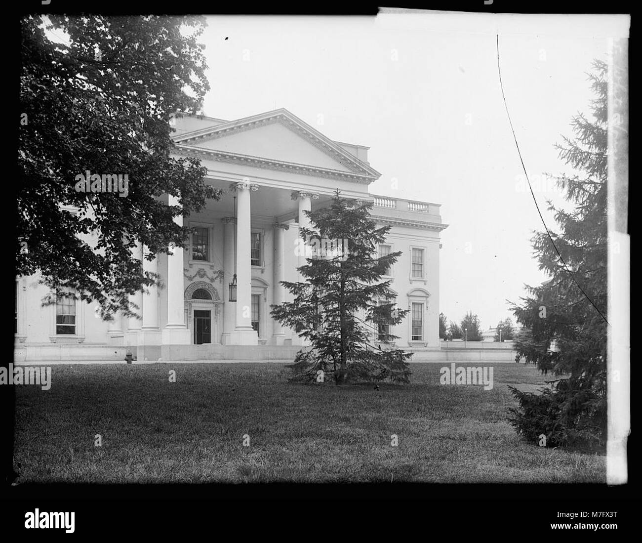 A photograph of the White House in Washington, D.C., the official ...