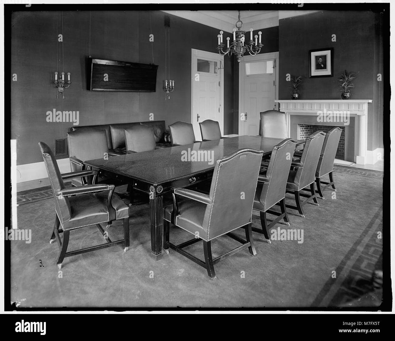 The White House Conference Room, located within the U.S. presidential ...
