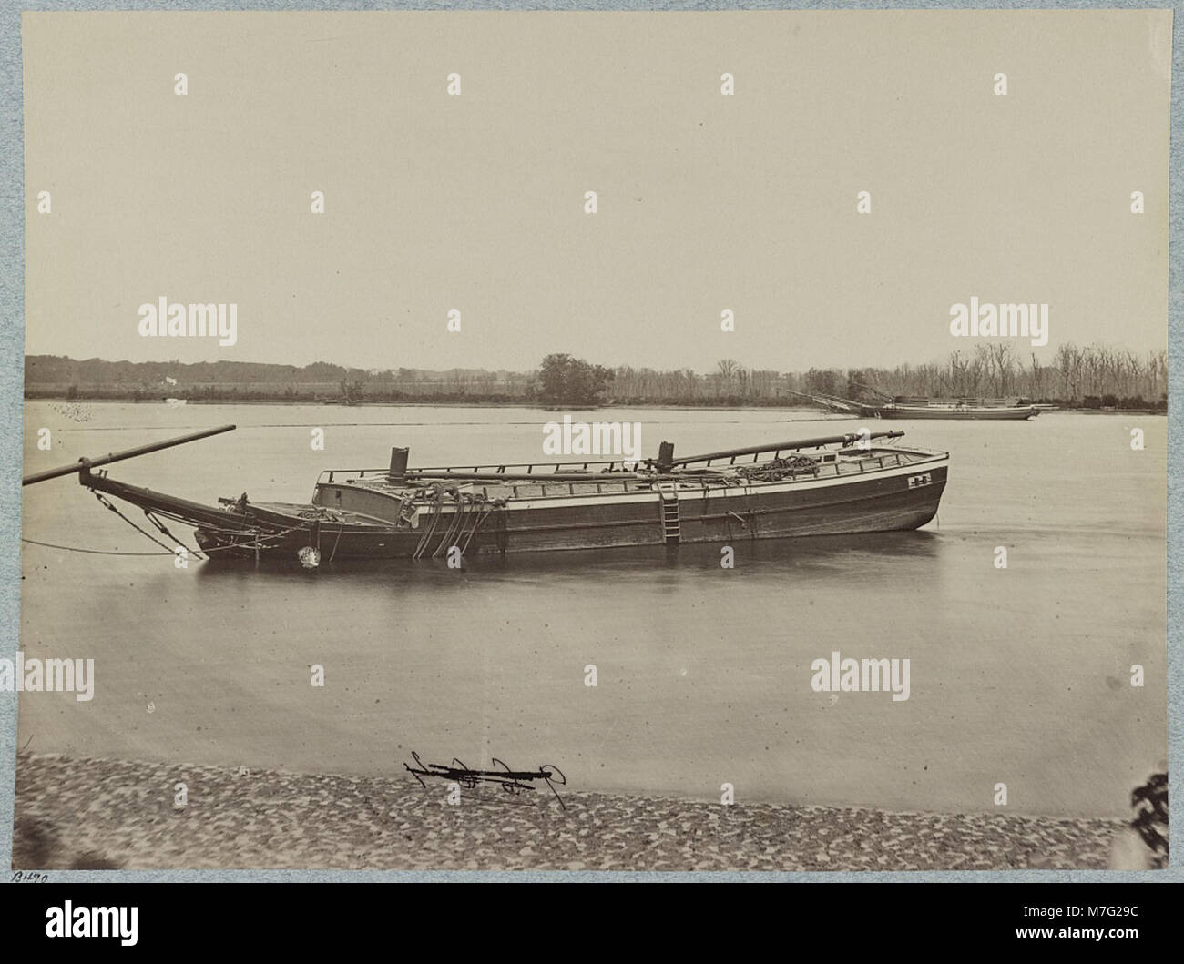 The Confederate obstructions in James River near Drewry's Bluff ...