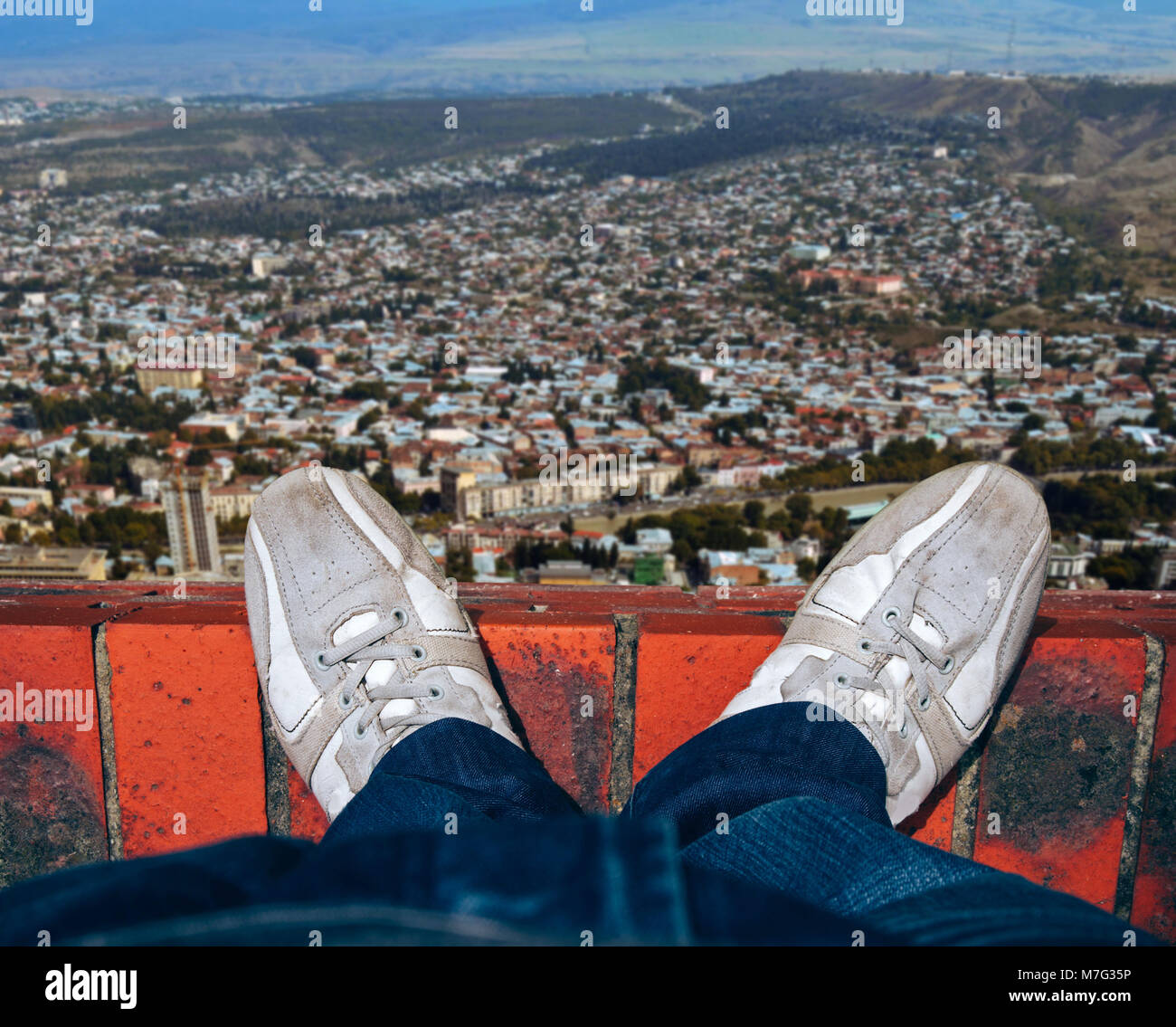 Man Standing Edge Roof High Resolution Stock Photography and Images - Alamy