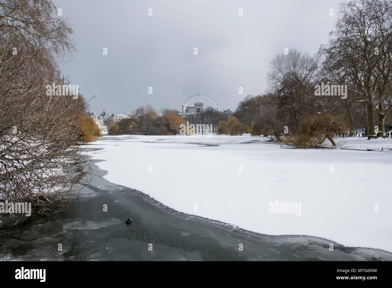 Snow fall in London winter 2018 Stock Photo - Alamy