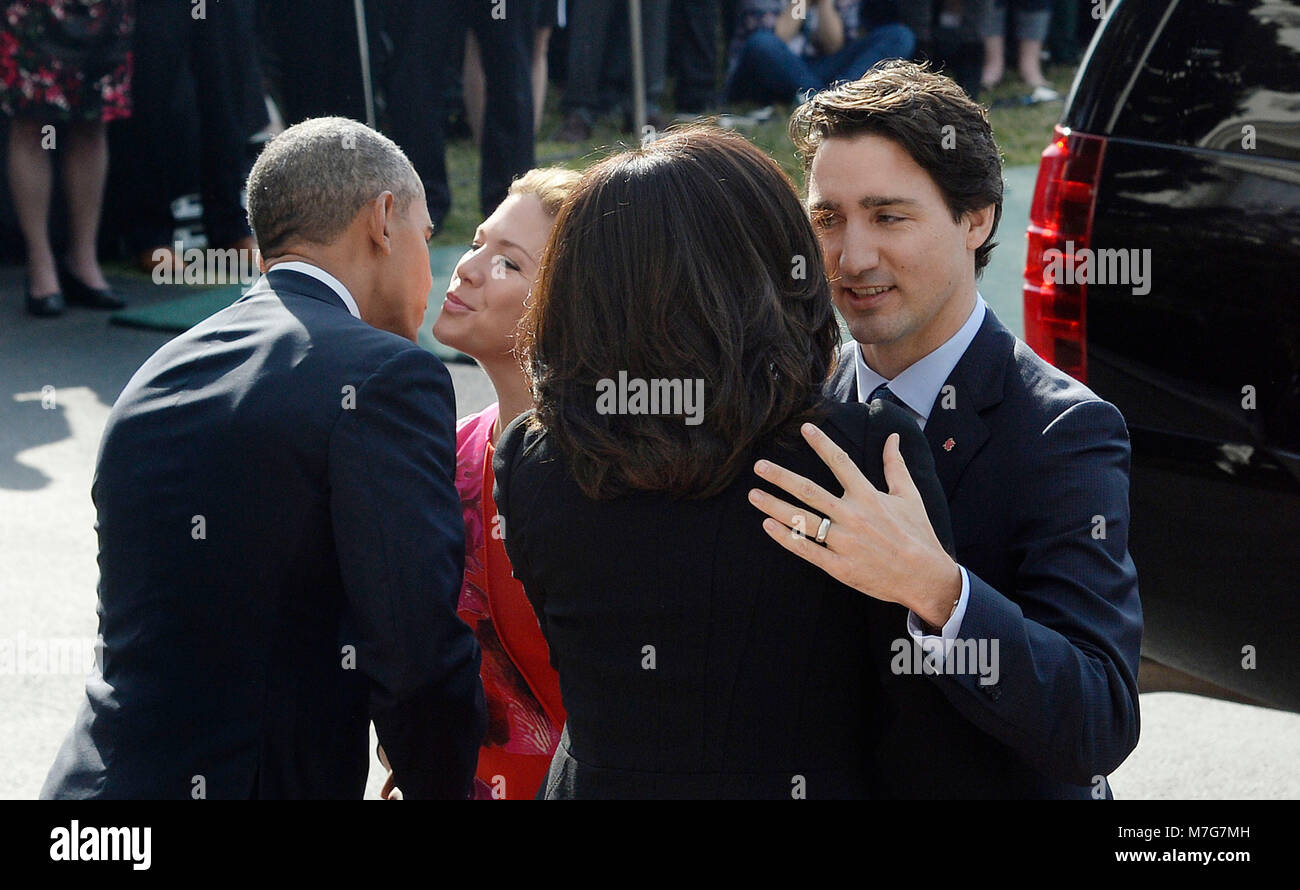 Sophie trudeau michelle obama hi-res stock photography and images - Alamy