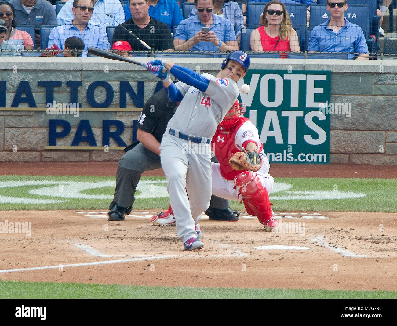 Chicago Cubs first baseman Anthony Rizzo (44) bats in the fourth inning ...