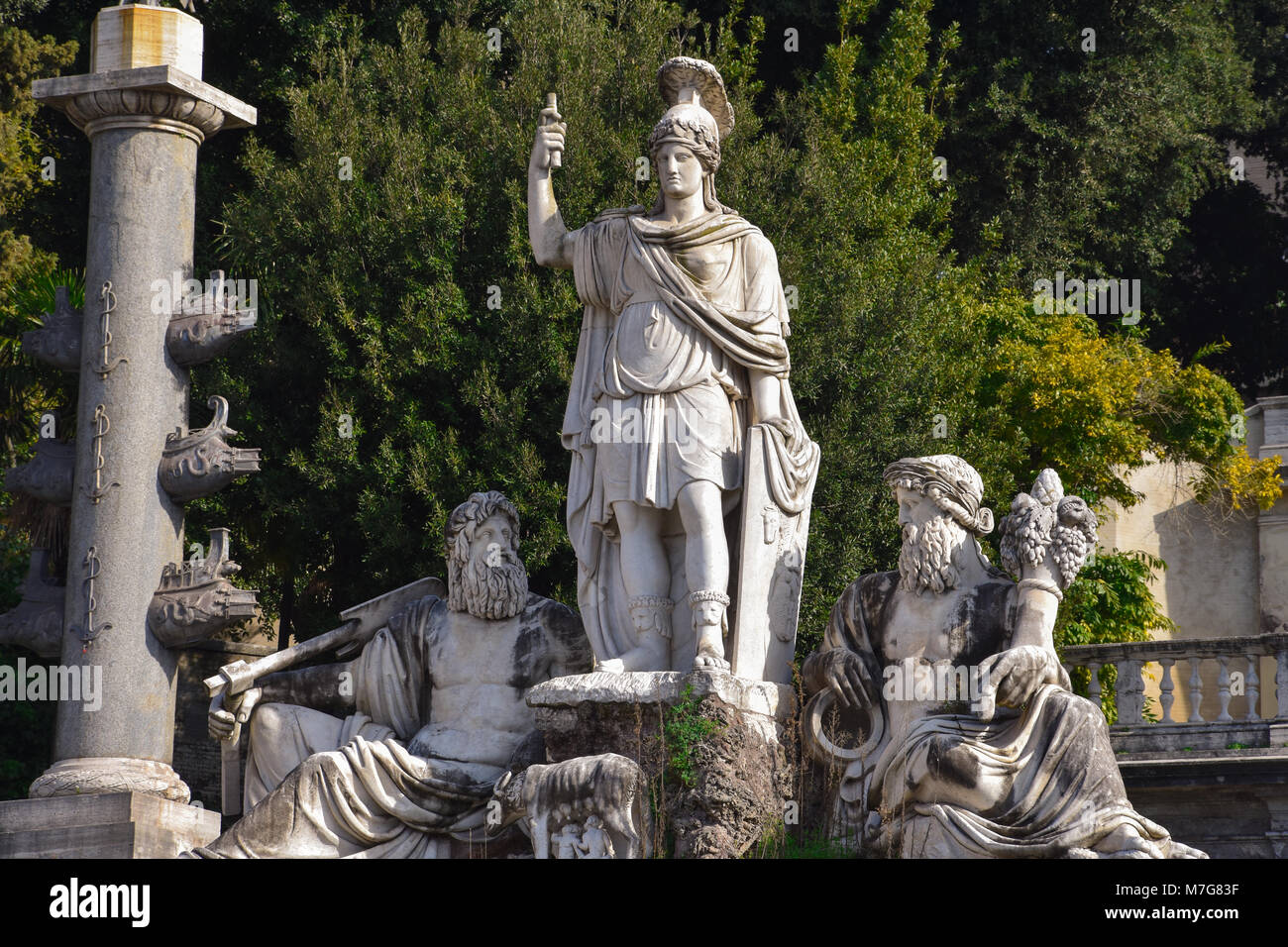 Piazza Del Popolo Statues