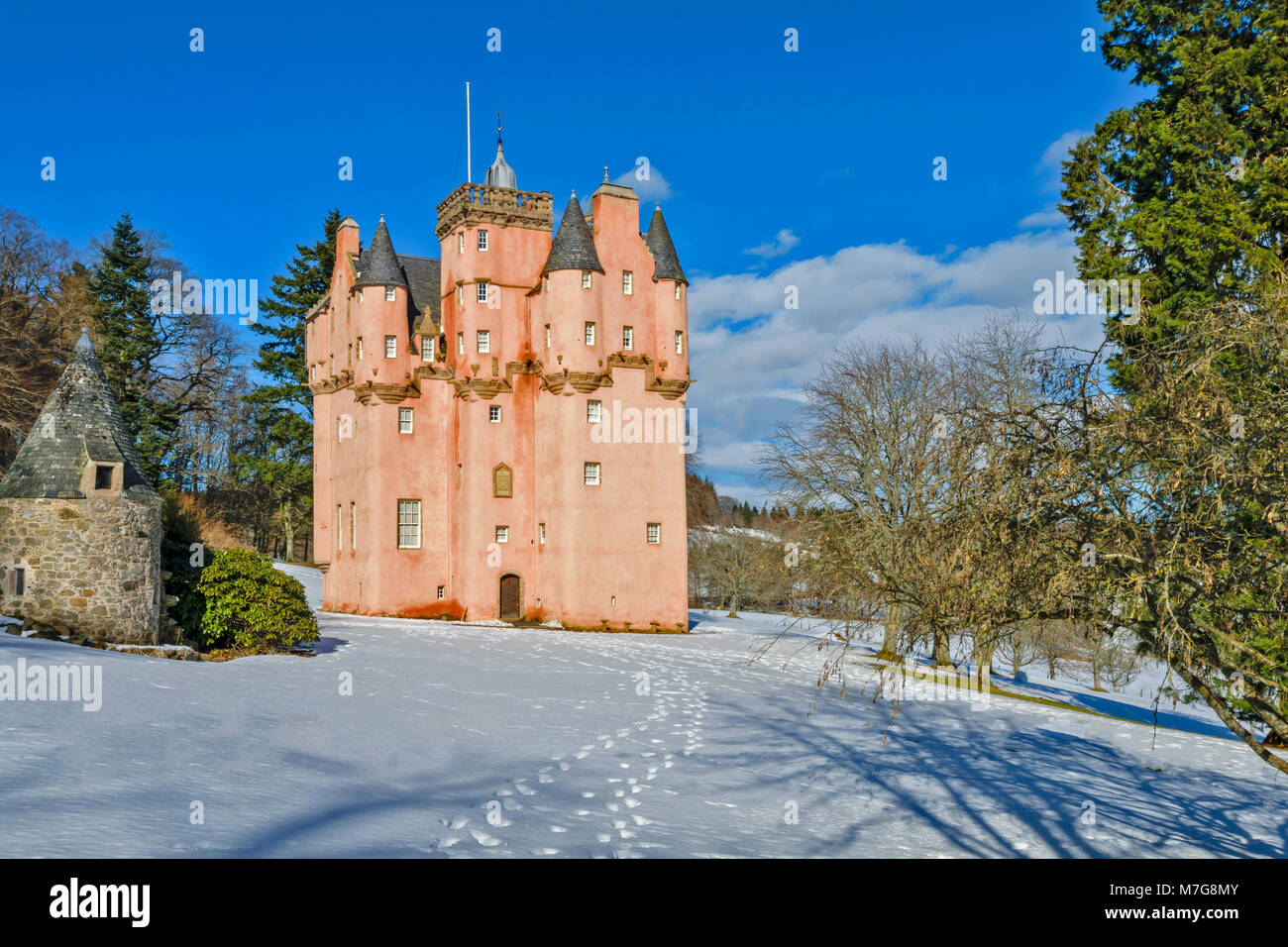 CRAIGIEVAR CASTLE ABERDEENSHIRE SCOTLAND A BLUE SKY AND FOOTPRINTS LEAD ...