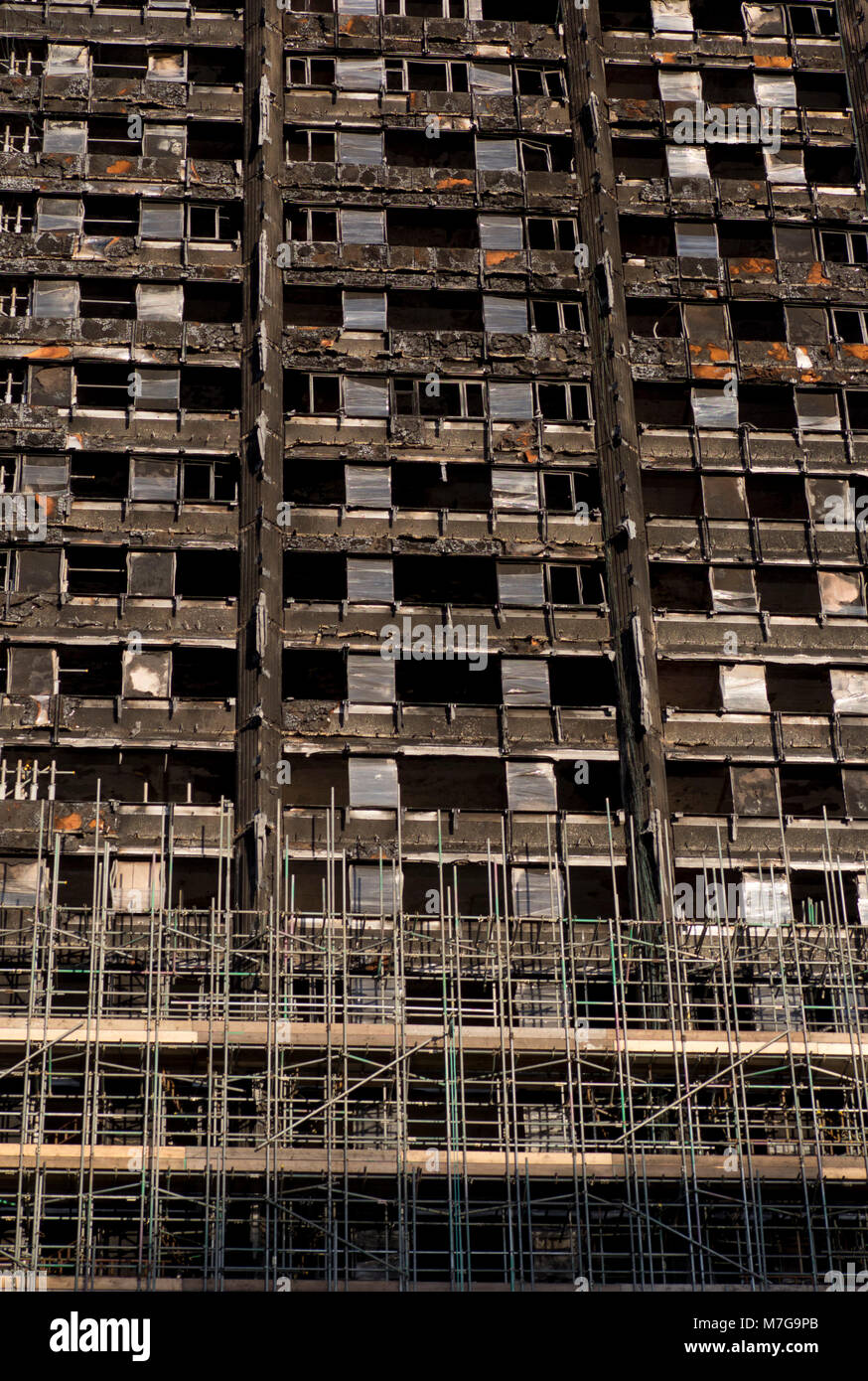 Grenfell Tower Scaffolding High Resolution Stock Photography and Images ...