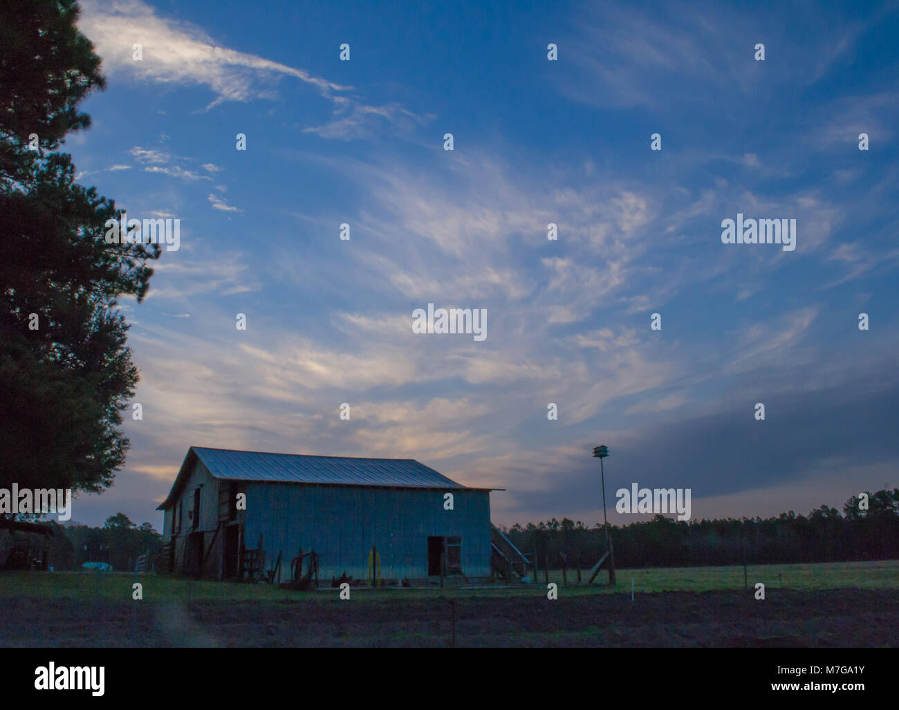 Country life on a beautiful North Carolina morning - the sun rises to ...