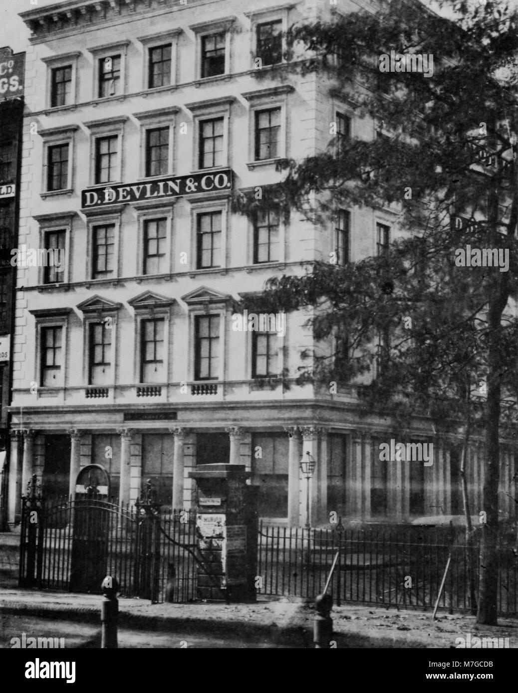 Prevost, Victor - Devlins Schneiderei (Zeno Fotografie Stock Photo - Alamy