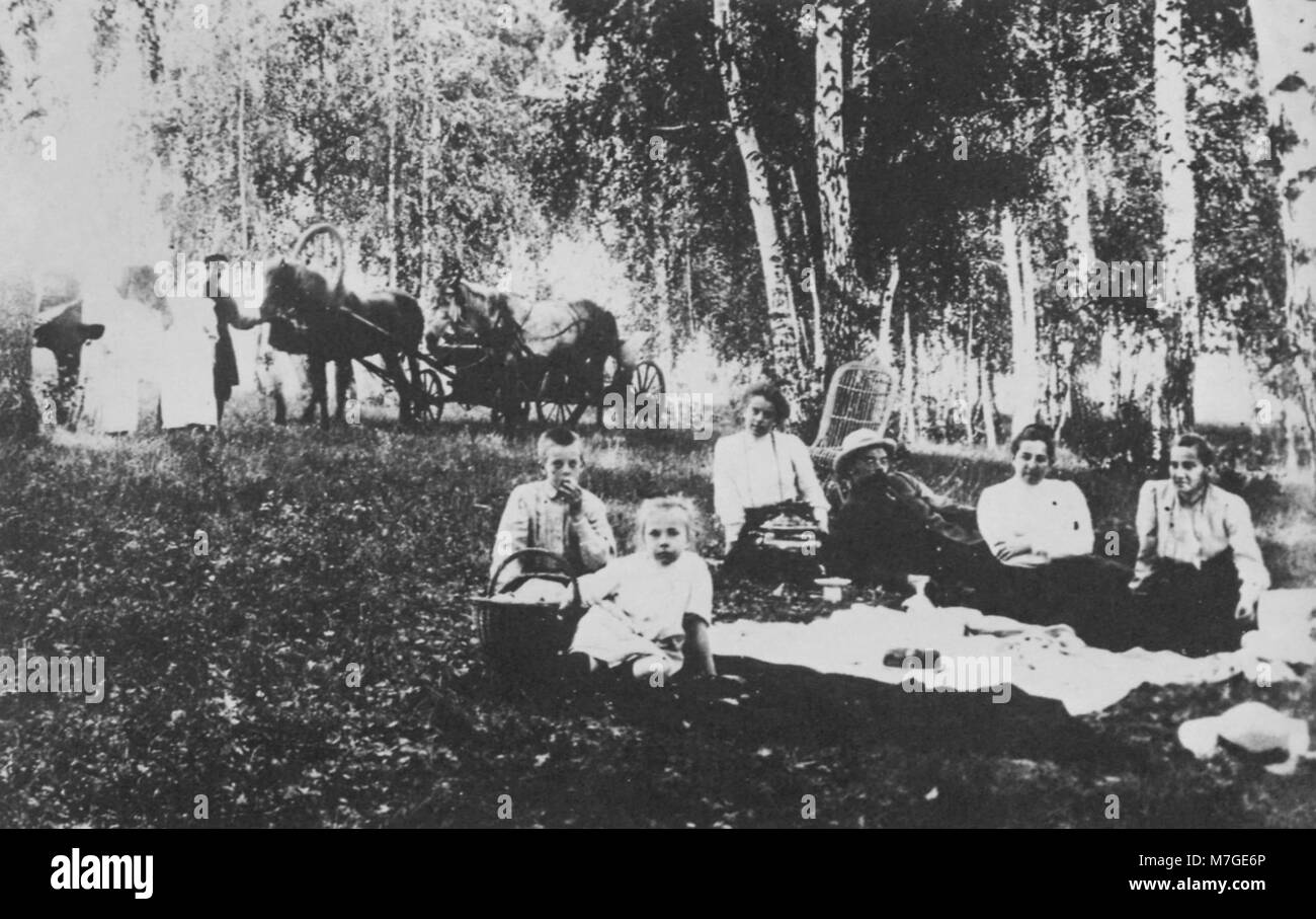 A Russian photograph captures a traditional picnic, which was part of ...