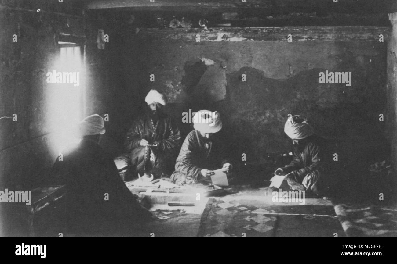 Accountant early 1900s hi-res stock photography and images - Alamy