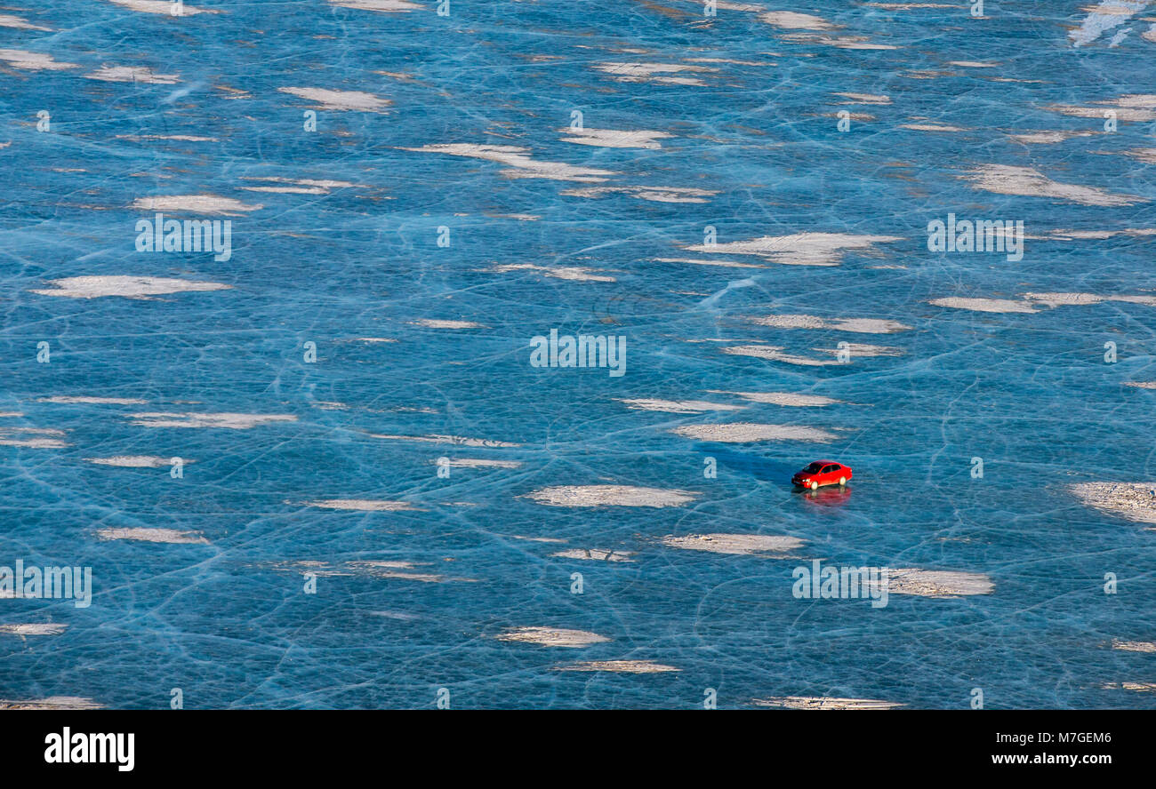 Car driving lake ice hi-res stock photography and images - Alamy