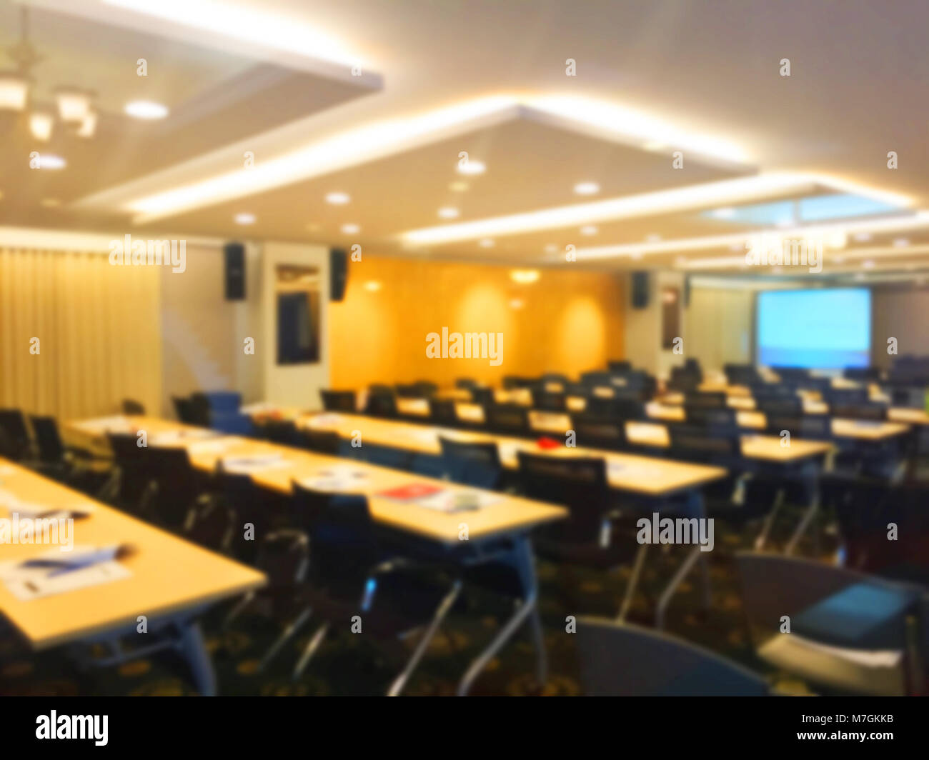 Blur background meeting room hi-res stock photography and images - Alamy