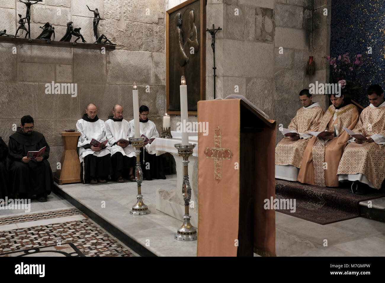Franciscan monks praying hi-res stock photography and images - Alamy
