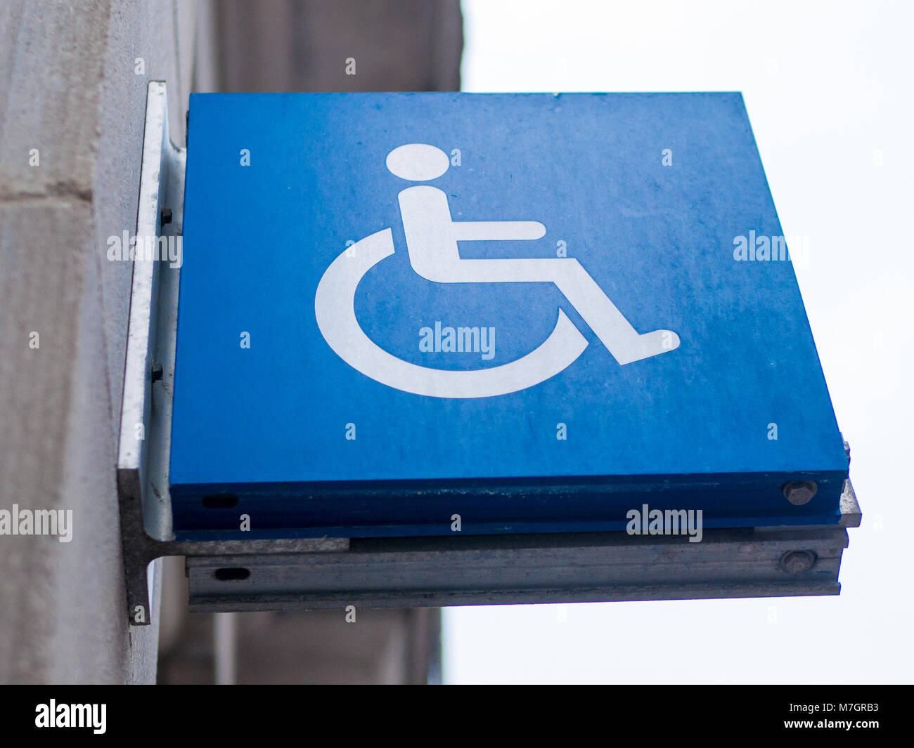 Wheelchair access sign for disabled Stock Photo - Alamy