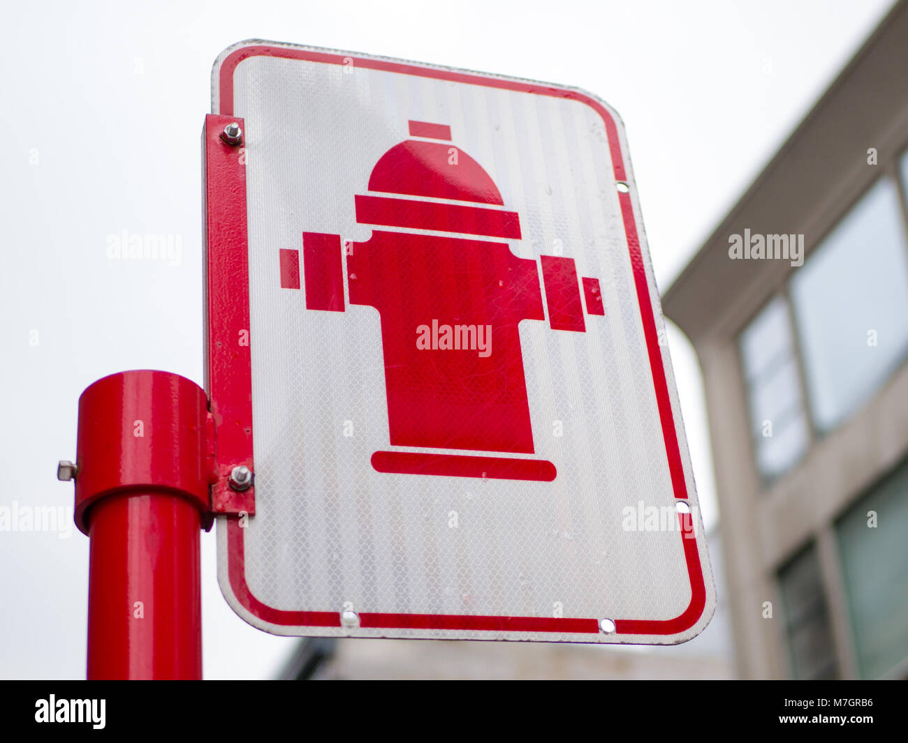 Fire hydrant sign on a street Stock Photo - Alamy