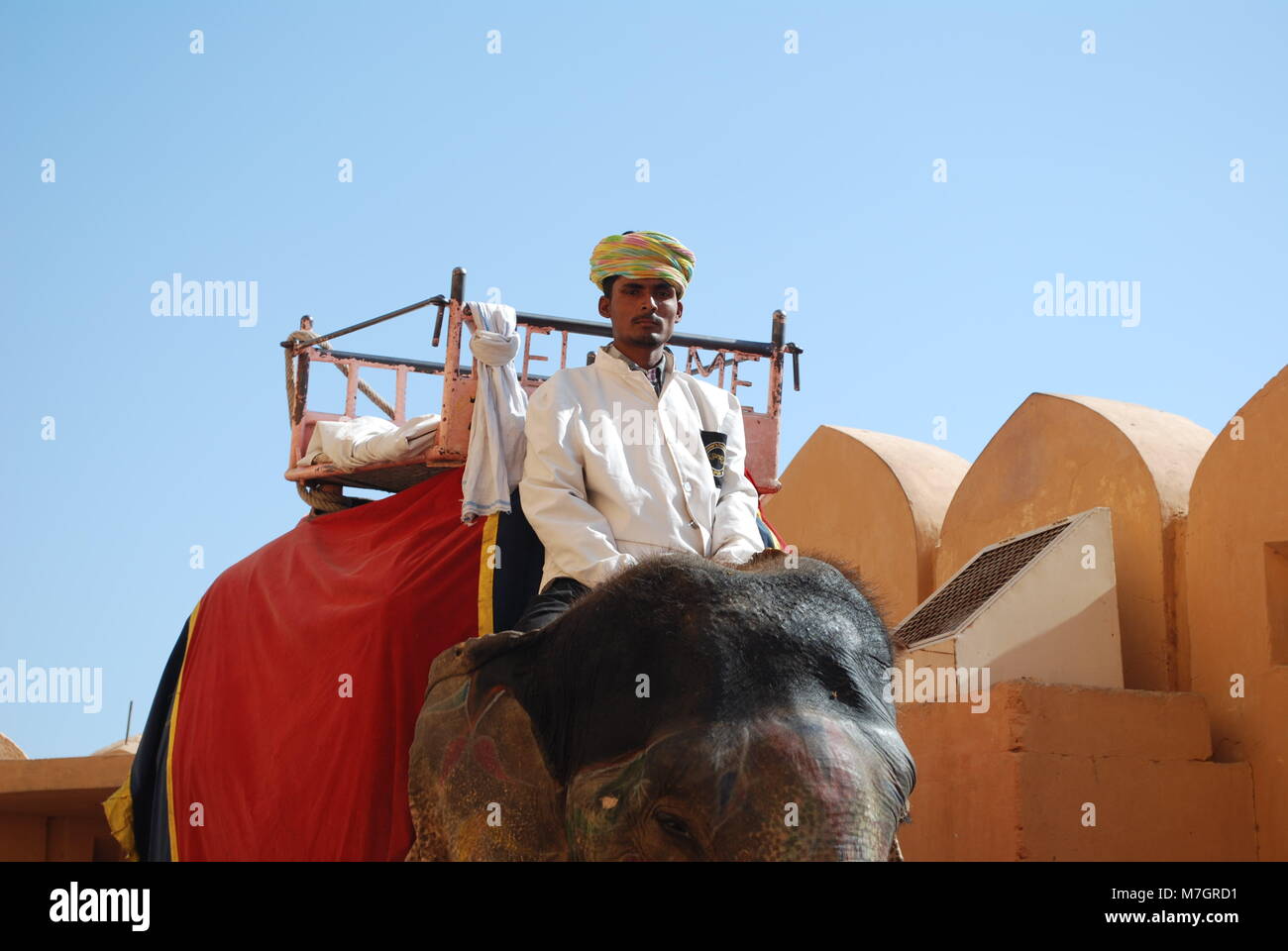 Hathi howdah hi-res stock photography and images - Alamy