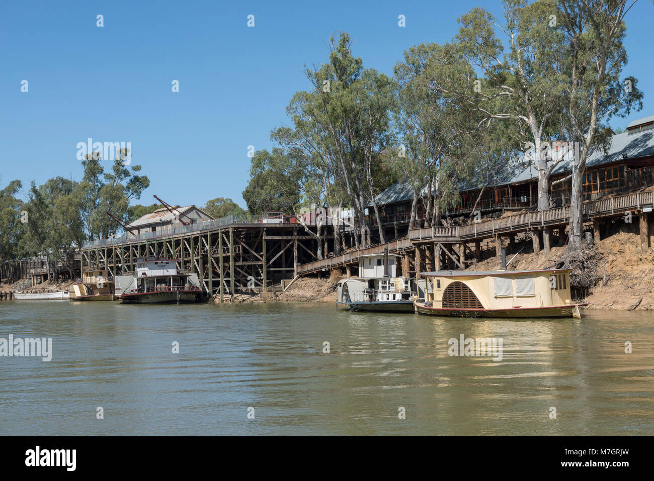 Paddle Steamers moored at the historic Port of Echuca on the Murray ...