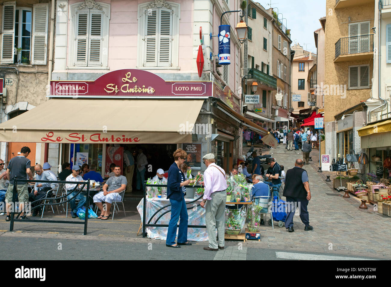Street cafe at old town Le Suquet, Cannes, french riviera, South France ...