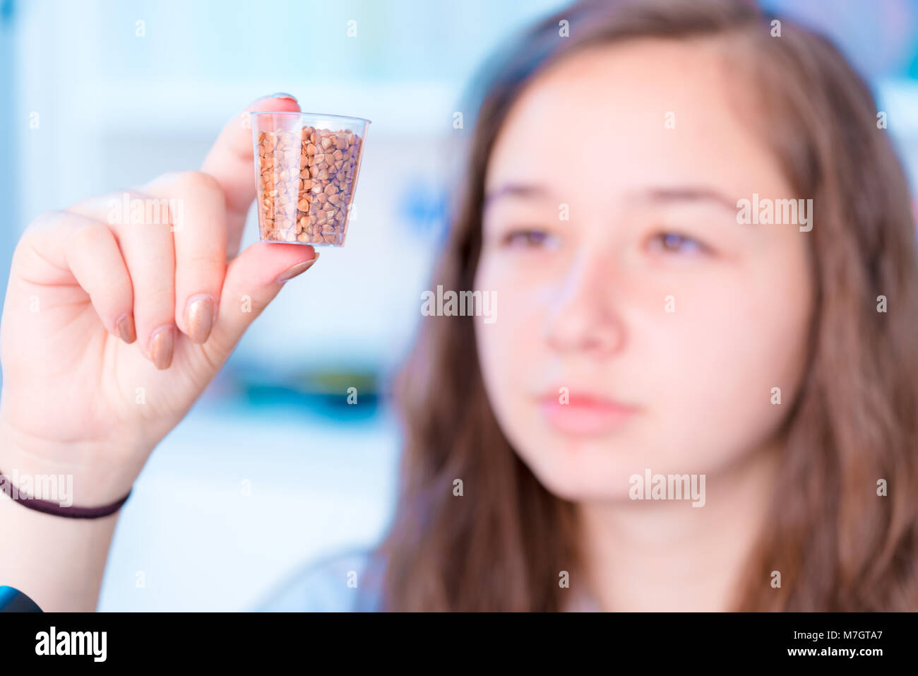 A student in the class of botany Stock Photo - Alamy