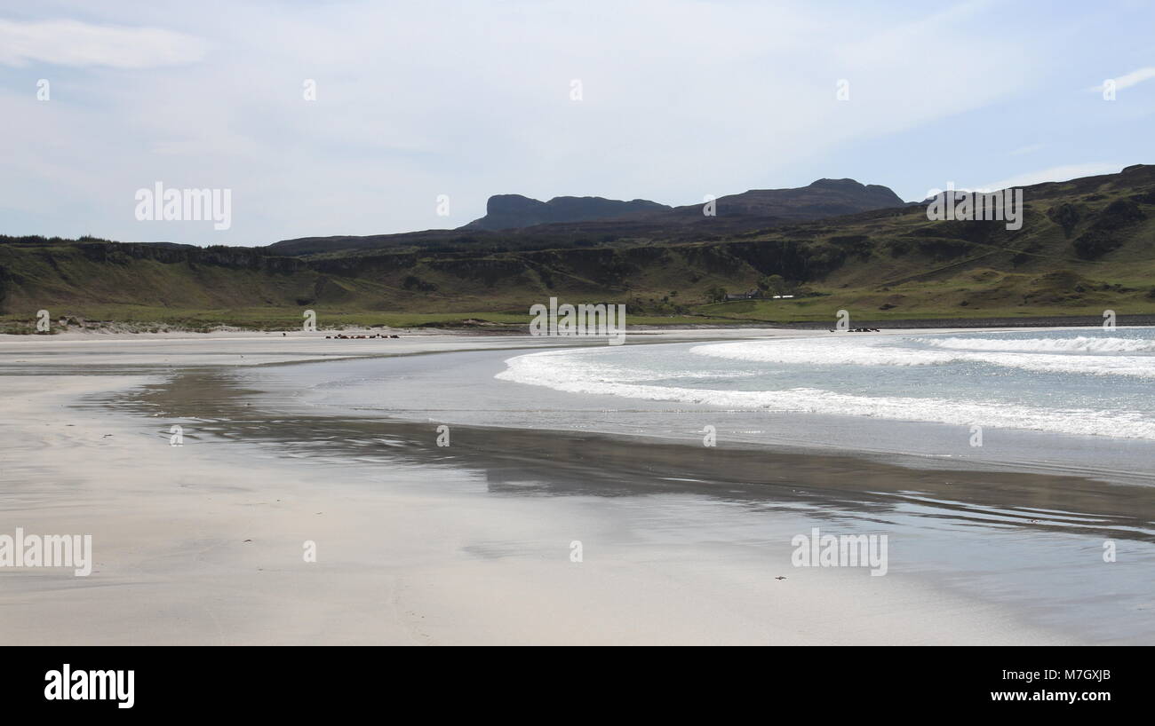Landscape bay laig isle eigg hi-res stock photography and images - Alamy