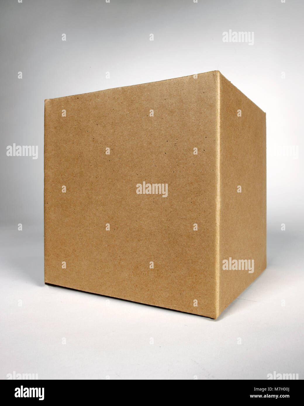 Parcel drop box hi-res stock photography and images - Alamy