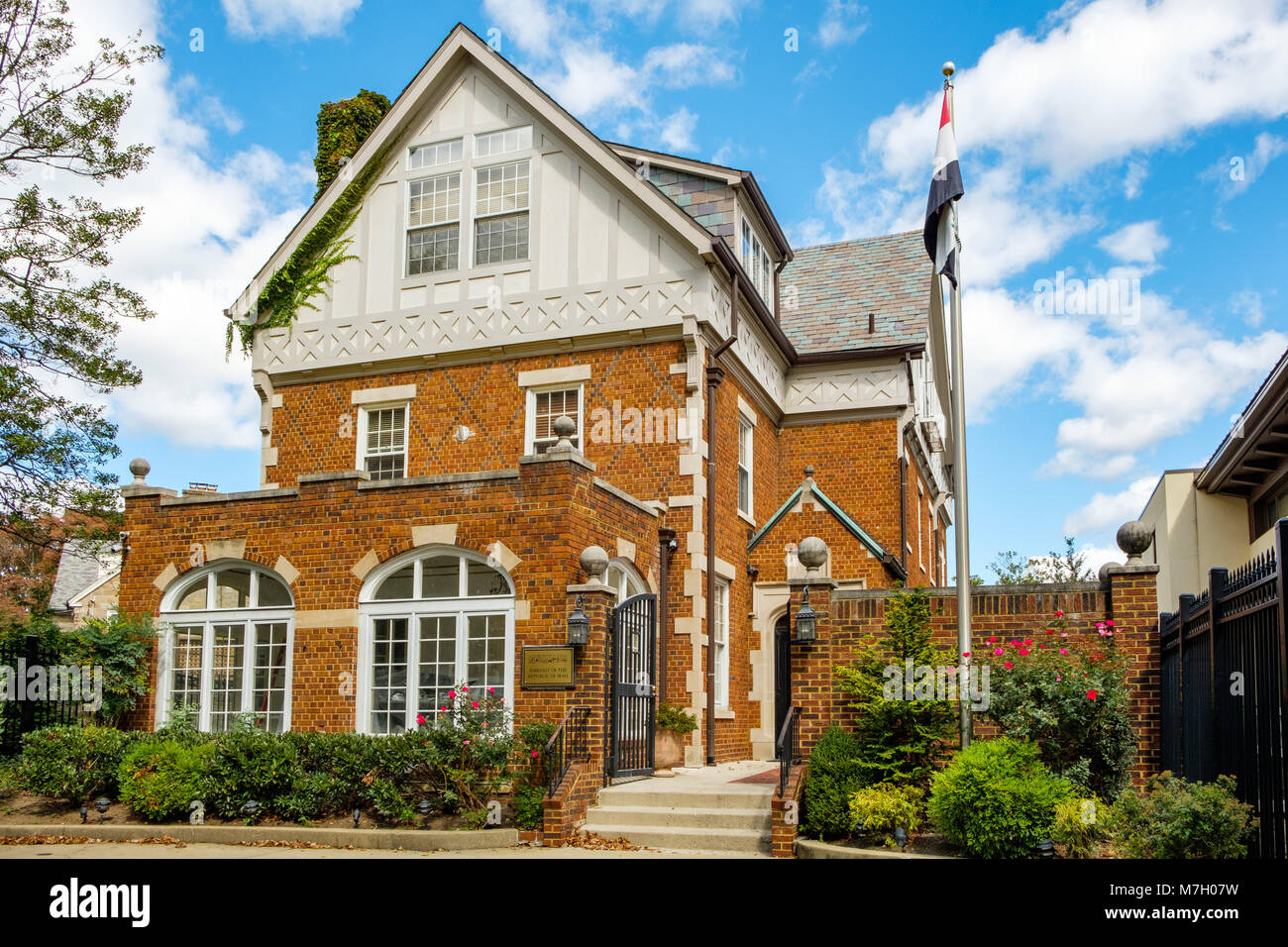 Embassy of the Republic of Iraq, 3421 Massachusetts Avenue NW ...