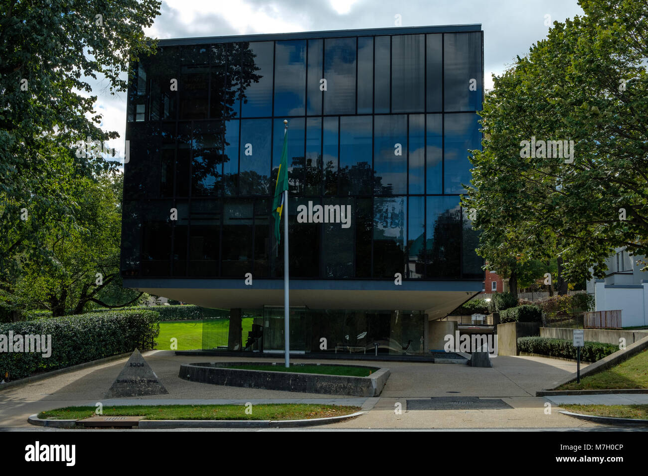 Brazilian embassy hi-res stock photography and images - Alamy