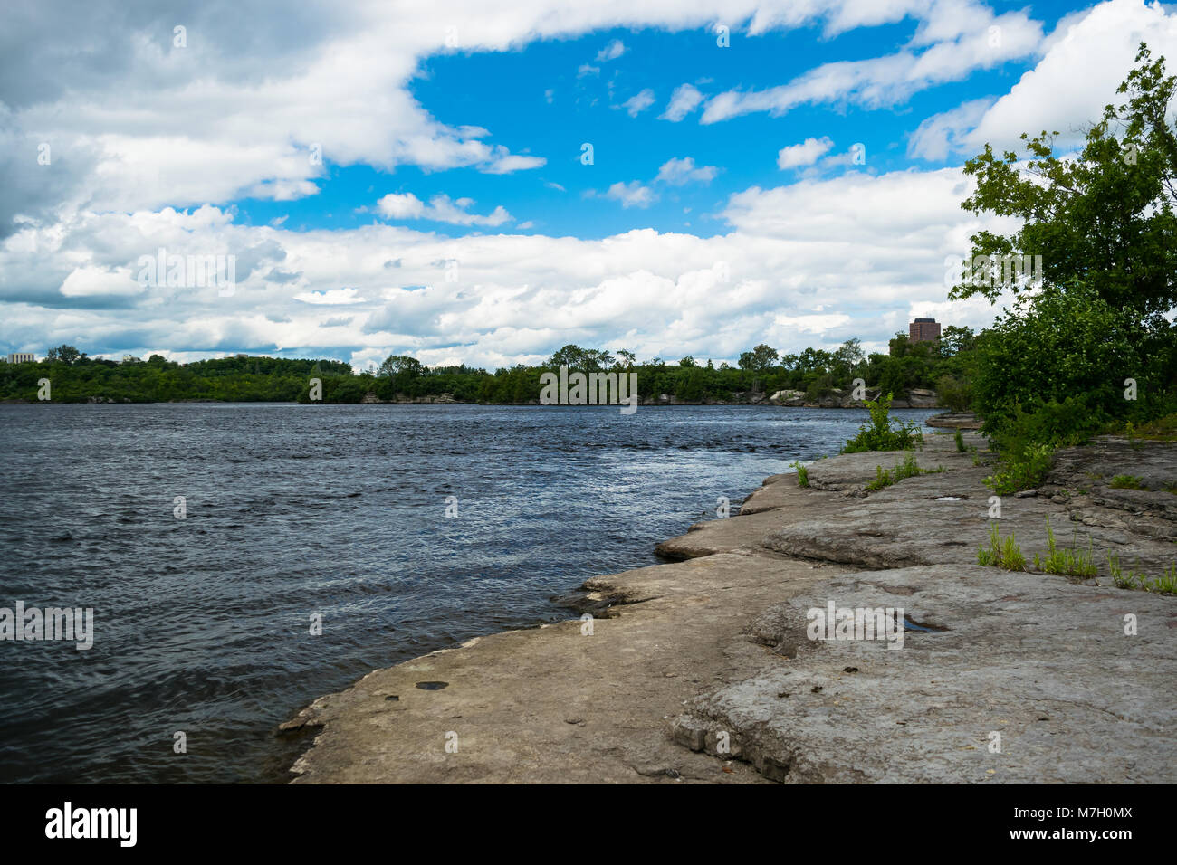 Ottawa river walking path hi-res stock photography and images - Alamy