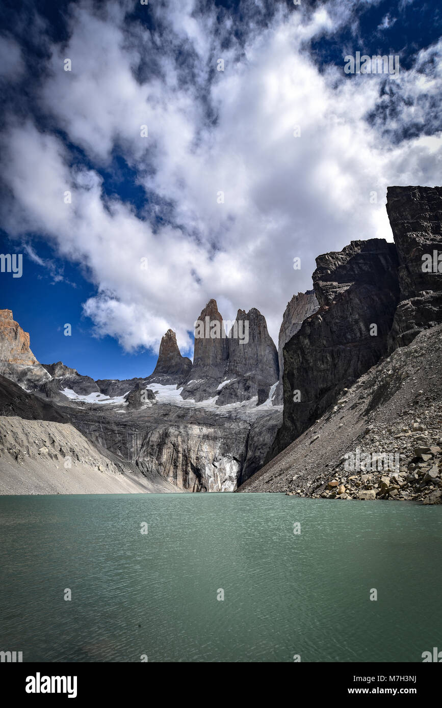 Mirador base torres hi-res stock photography and images - Alamy