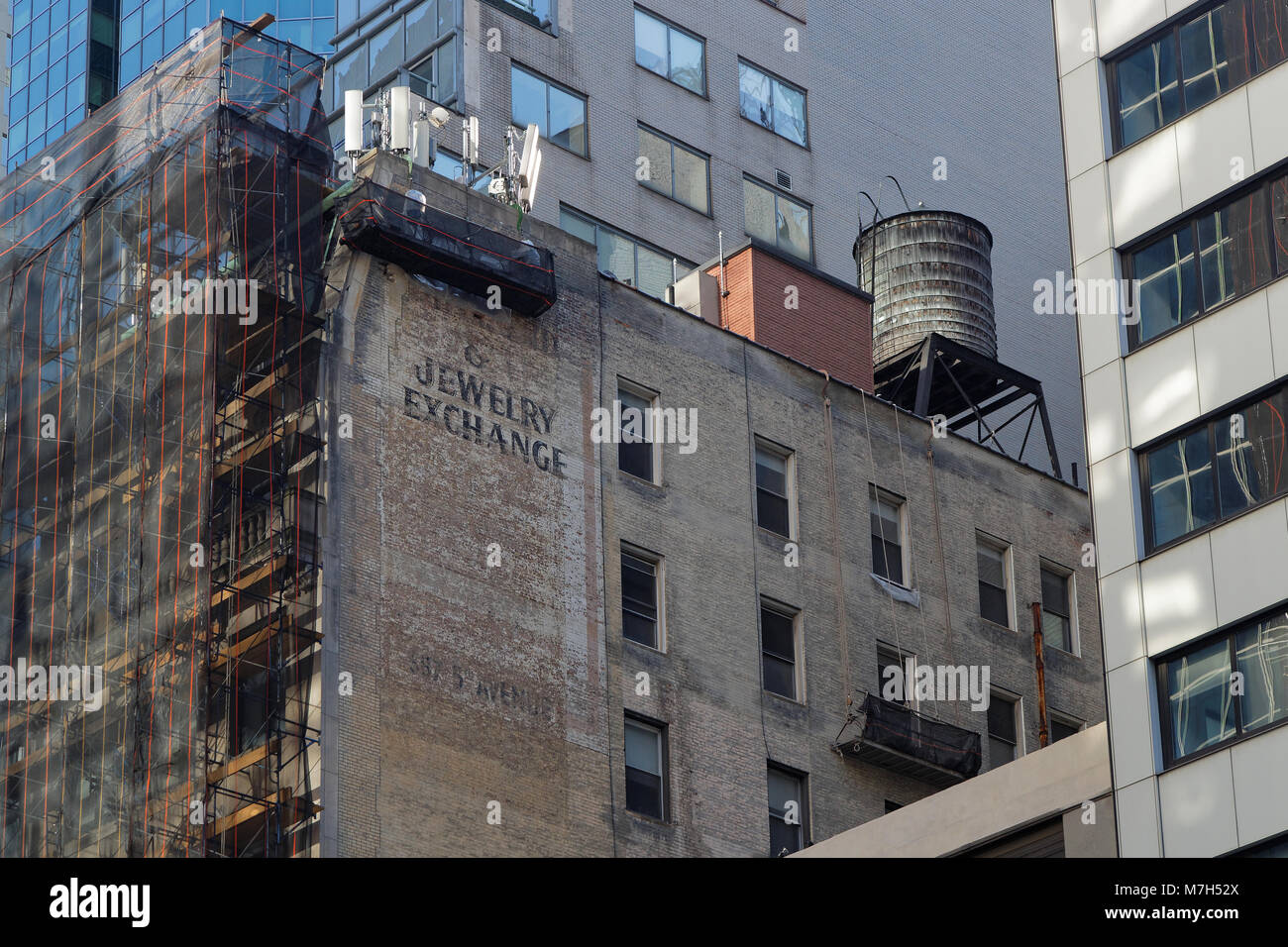 Economic center hi-res stock photography and images - Alamy