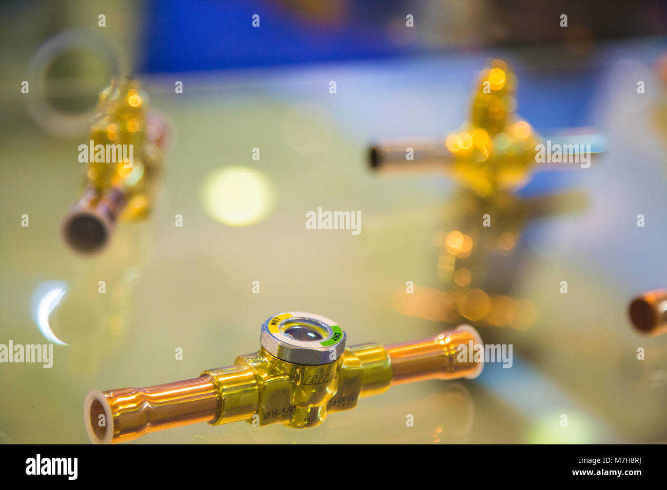 Cross drain hi-res stock photography and images - Alamy