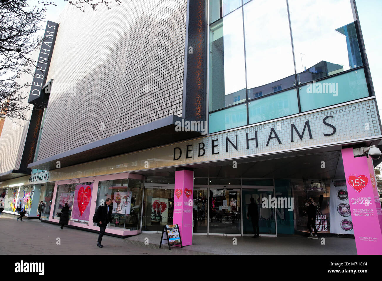 Chain of high end department stores hi-res stock photography and images ...