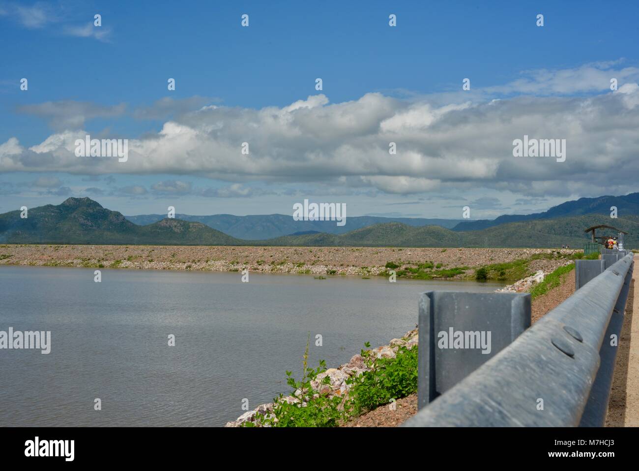 Road on the top of a dam wall, Ross River Dam, Ross Dam Access, Kelso ...