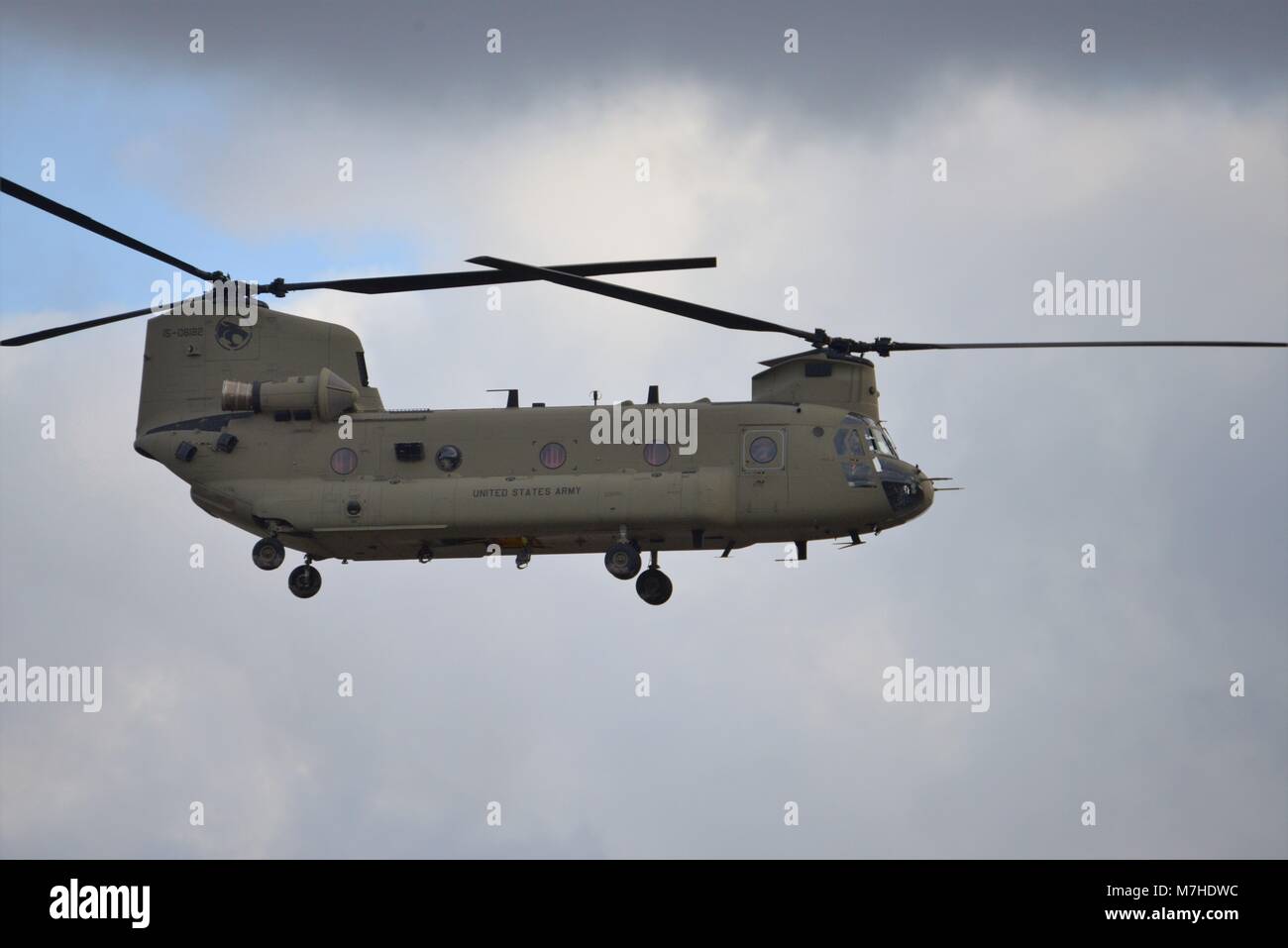 A U.S. Army CH-47 Chinook helicopter from the 1st Air Cavalry Brigade ...