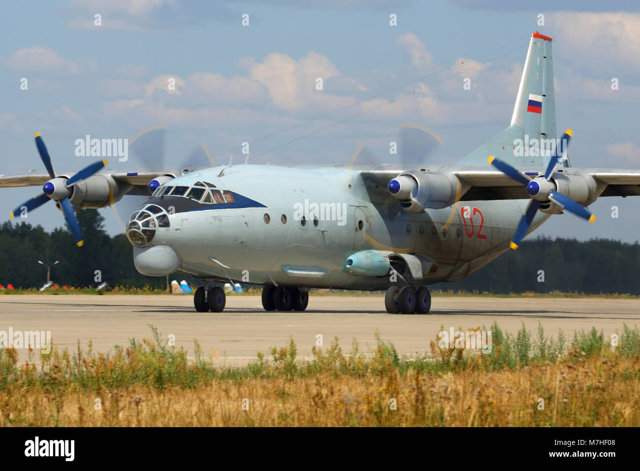 Antonov an 12 transport aircraft hi-res stock photography and images ...