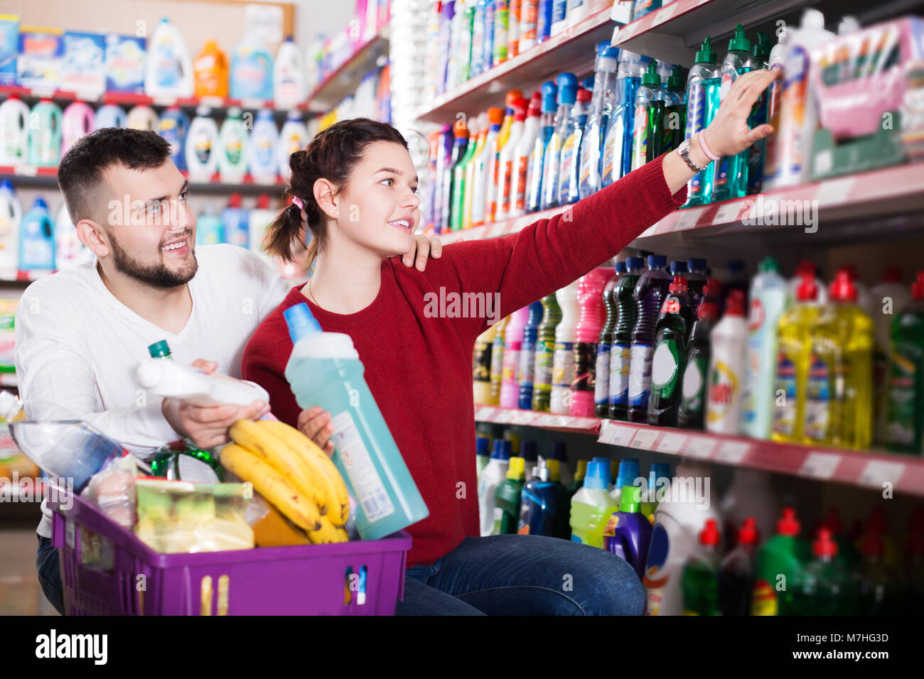Woman customer buying detergents hi-res stock photography and images ...