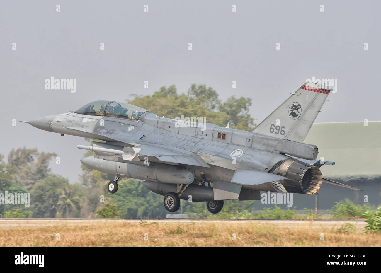 F 16 jet thailand hi-res stock photography and images - Alamy