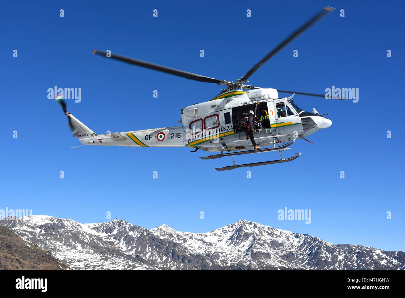 Bell helicopter 412 hi-res stock photography and images - Alamy