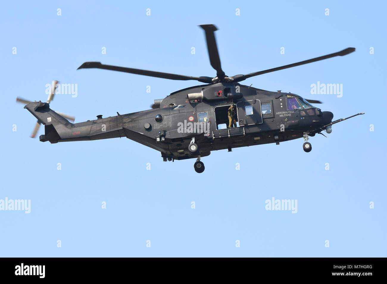 HH-101A Caesar Combat-SAR helicopter of the Italian Air Force landing ...