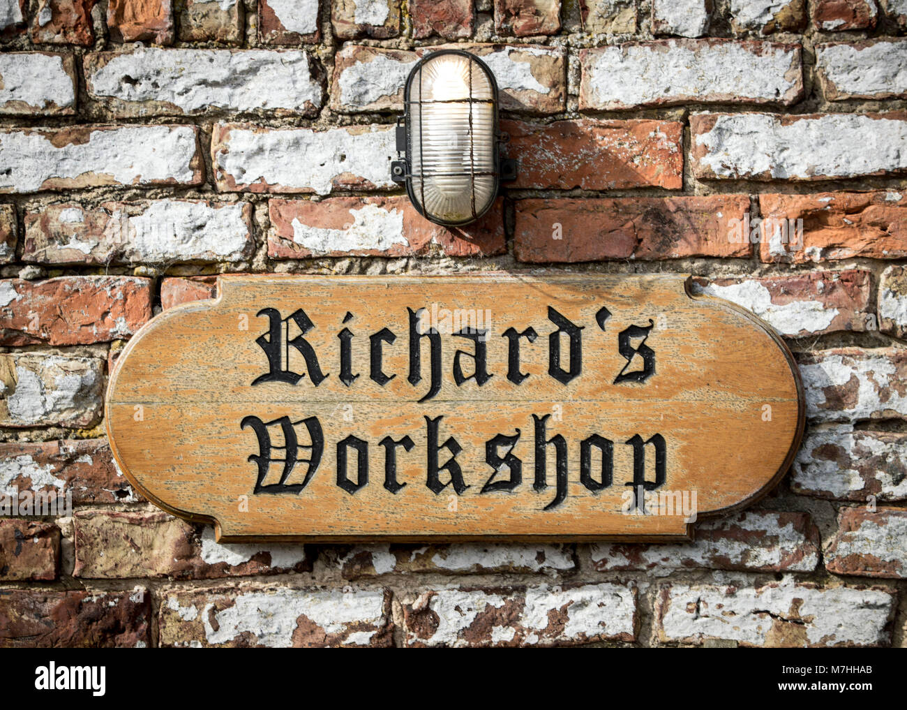 Defence fanfare hi-res stock photography and images - Alamy