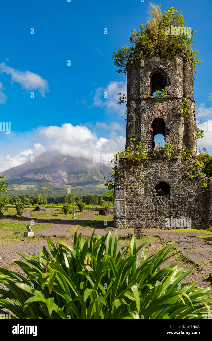 Mount Mayon Albay Philippines March 07, 2018 The Mayon Volcano, during ...