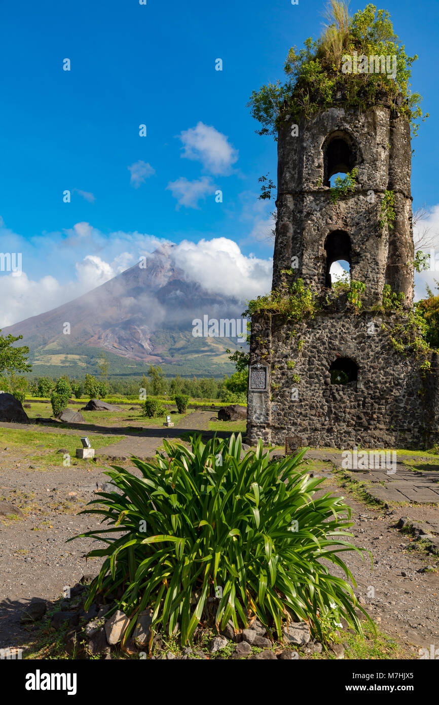 Mount Mayon Albay Philippines March 07, 2018 The Mayon Volcano, during ...