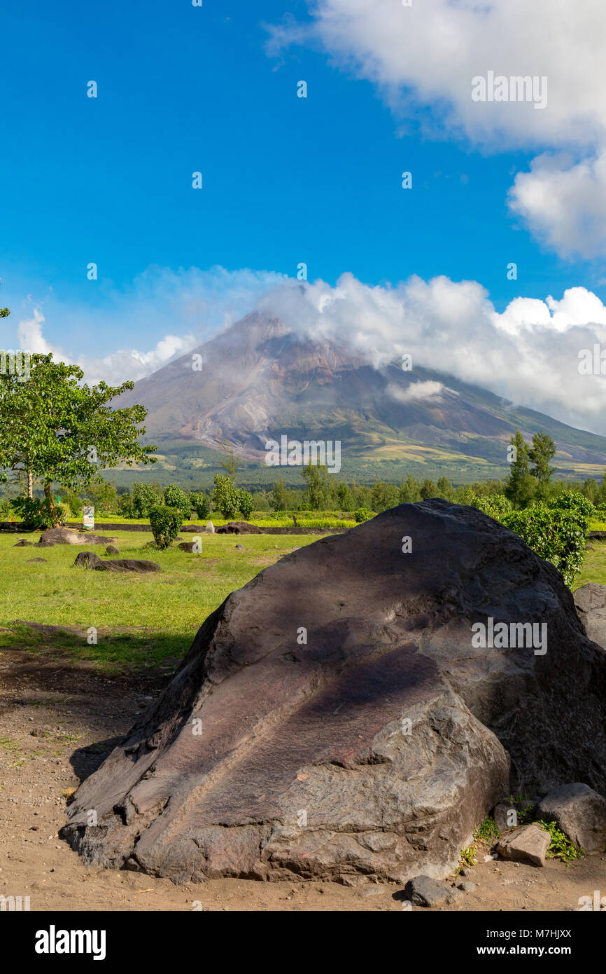 Mount Mayon Albay Philippines March 07, 2018 The Mayon Volcano, during ...