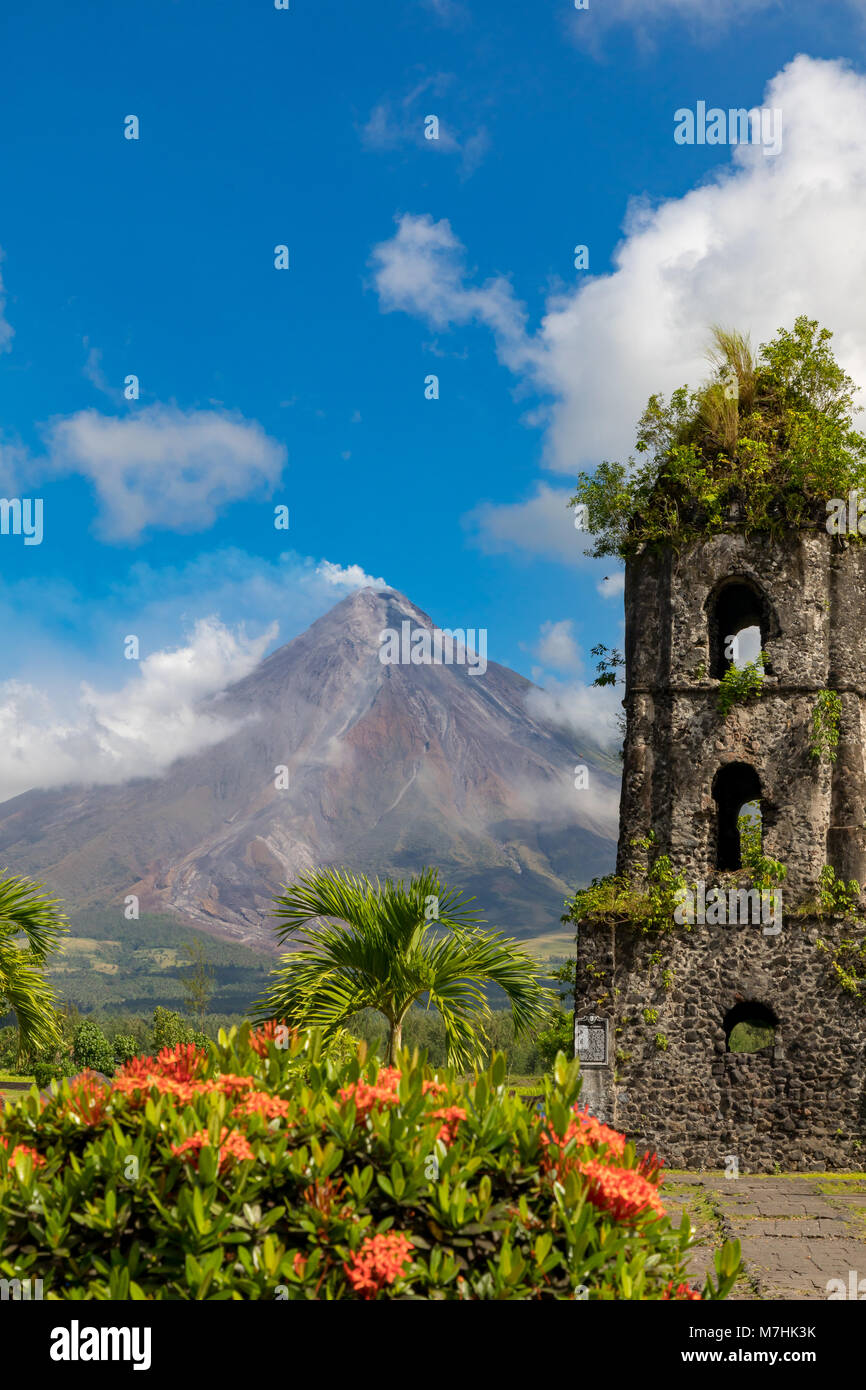 Mount Mayon Albay Philippines March 07, 2018 The Mayon Volcano, during ...
