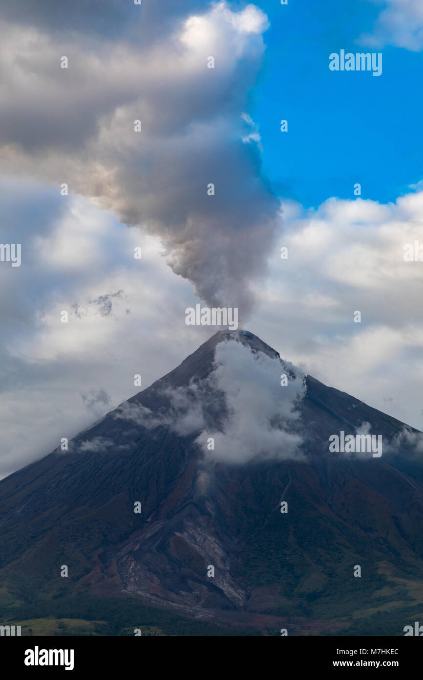 Mount Mayon Albay Philippines March 08, 2018 The Mayon Volcano, during ...